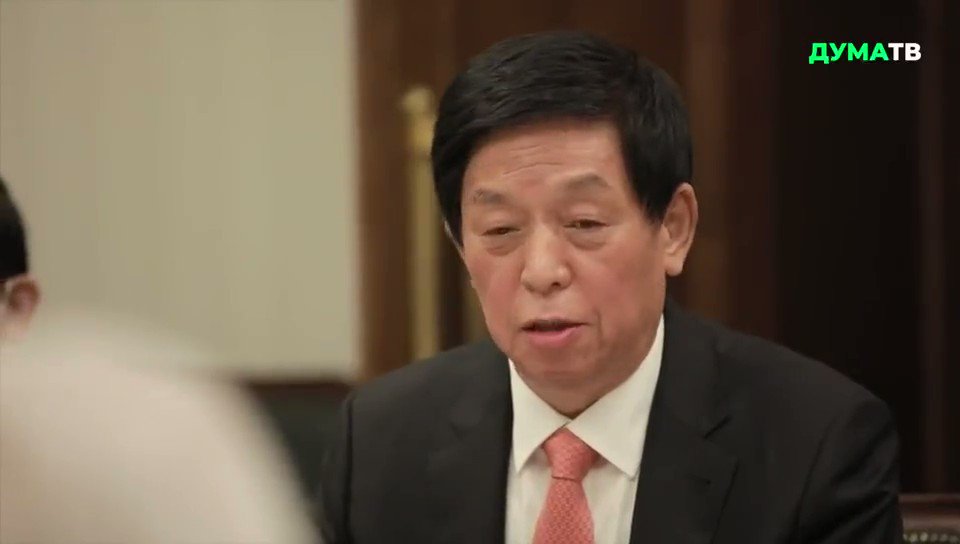 贺江兵 On Twitter 从来就不会错的,怎么会抱错大腿?大不了把鹅腿剁了抱回来啃了呗。不要妄议!🫢