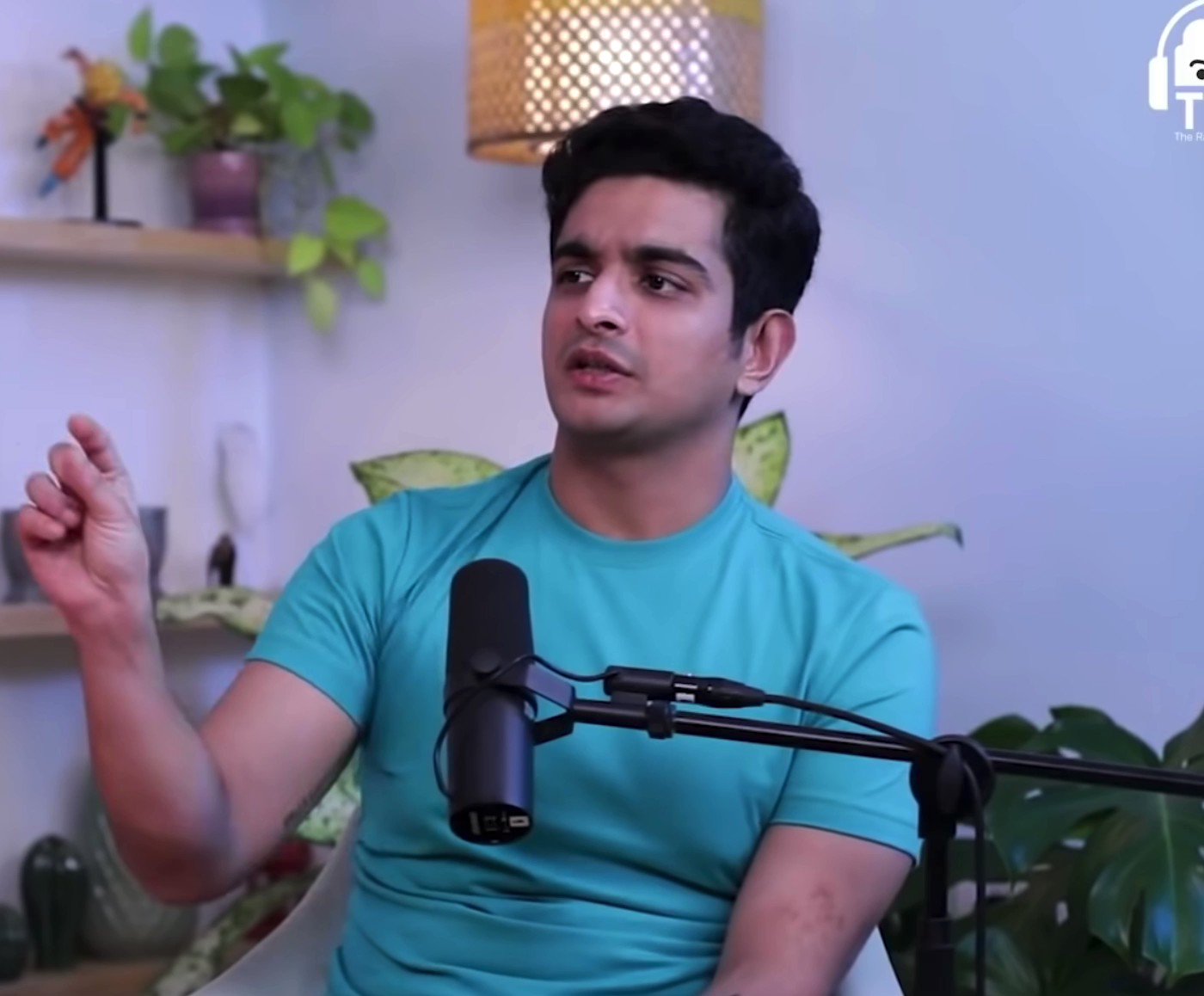 Arnav Gupta 💉💉💉 on Twitter: "Protip: you should watch BeerBiceps with audio turned off, because ...