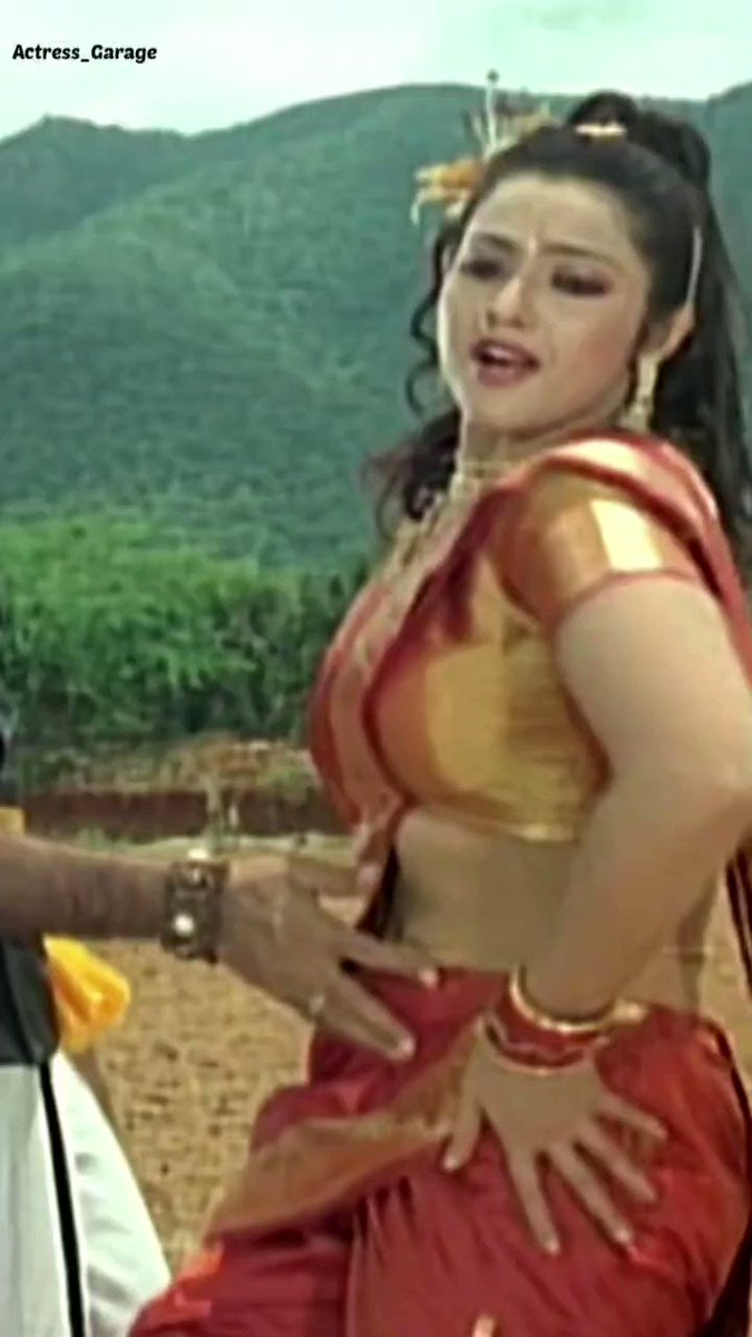 Actress Gallery 😘 on Twitter: "Celebrating Milf Meena Bday 🥵💦💦 5/6 @raakchasan @Trisha_Fanatic ...