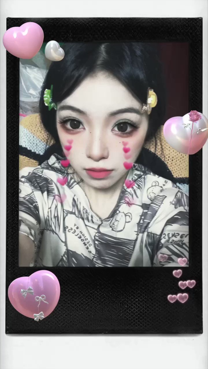 SUZU on Twitter: "我说我十八岁有人信不 https://t.co/qwSgfDqs1d" / Twitter