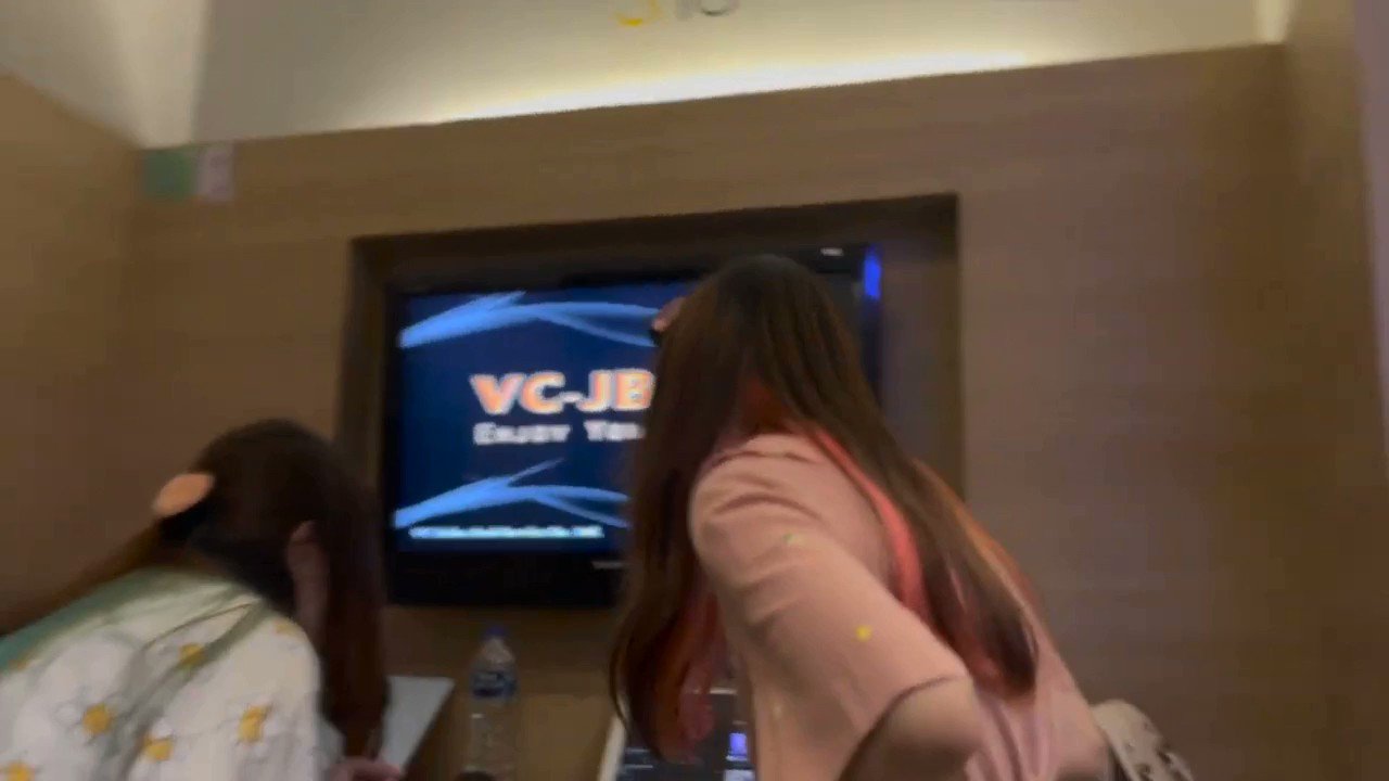 RayMelon🍀 on Twitter: "🔗 https://t.co/UBgkSCVdEd POV : เมื่อเรม่อนร้อง New Genesis #Miwaki # ...