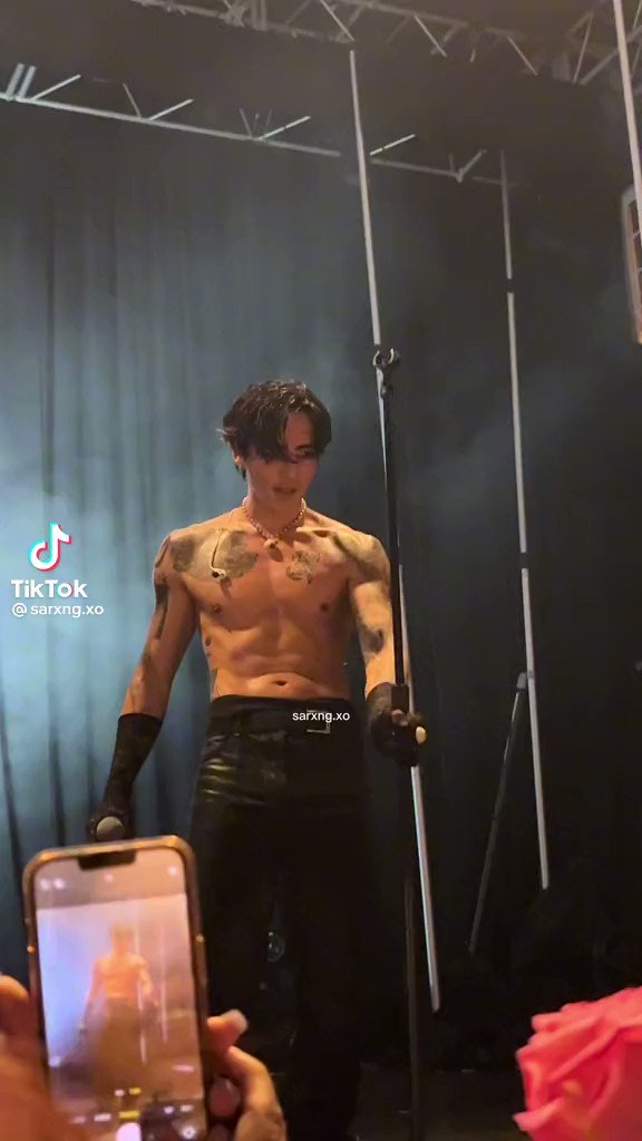 z!ggy ⚡️dpr fanproject otw! on Twitter: "IM GOING TO FUCKING LOSE MY FUCKING MIND https://t.co ...