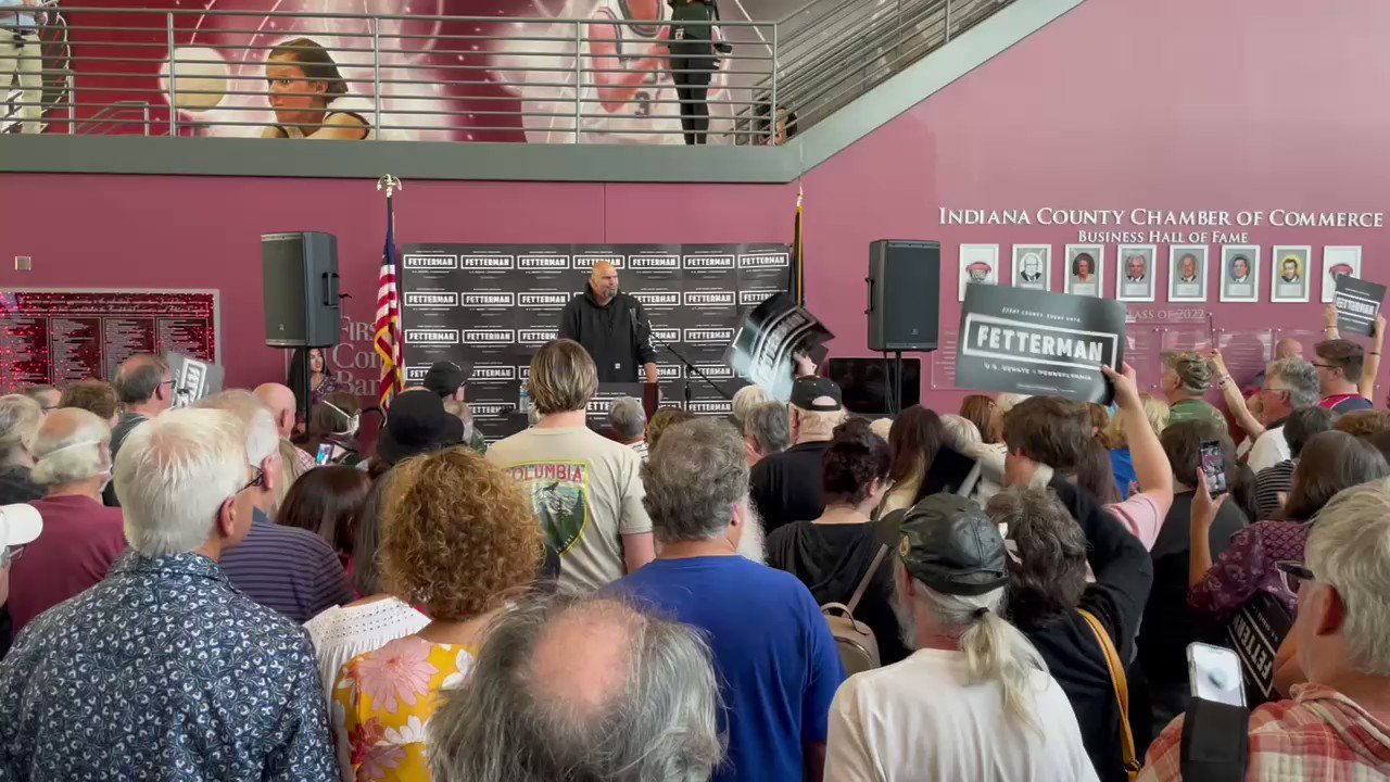 Dasha Burns On Twitter Fetterman Takes The Stage And Takes A Lot Of Jabs At Oz A Little