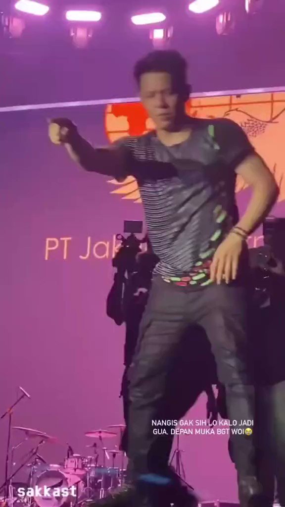 MRVVIP on Twitter: "Ariel 'Noah' shirtless after stage performance. #selebwatch https://t.co ...