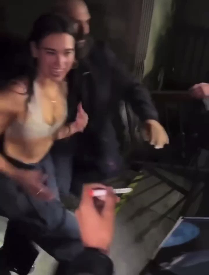 Dua Lipa México 🇲🇽 On Twitter Dua Lipa Saliendo Del Club Nocturno En