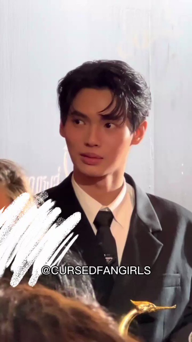 CursedFangirls★彡 on Twitter: "ยิ้มกับสุพรรณหงส์แล้ว 1 @winmetawin ดิสนีย์ติดต่อไปรึยังคะ~🤣 Win x ...