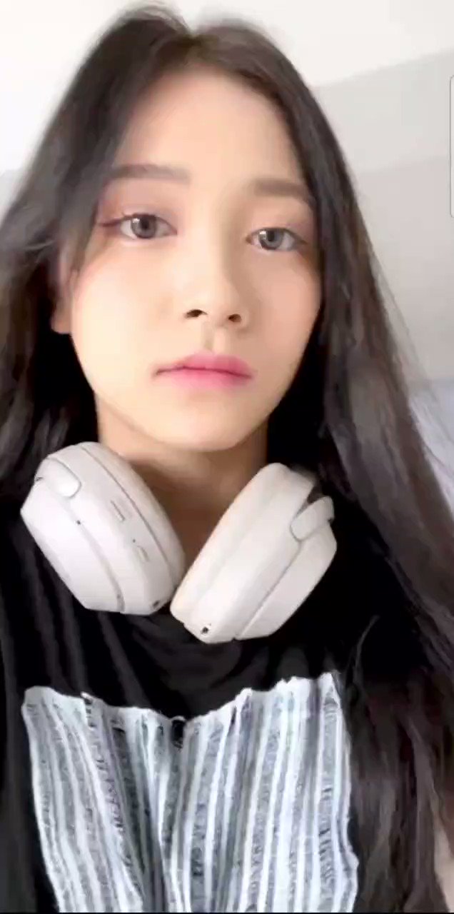 หล่อเท่ห์ on Twitter: "น้องฮูพนักตีลังกา #Hoopbnk48 #gracebnk48 #meanbnk48 #bnk48 https://t.co ...