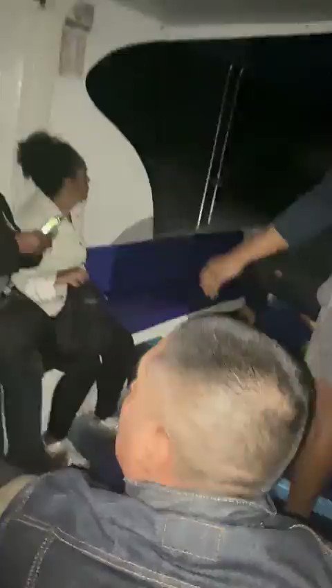 Paul Tutiven Fuentes On Twitter Tragedia En GalÁpagos Una Embarcación