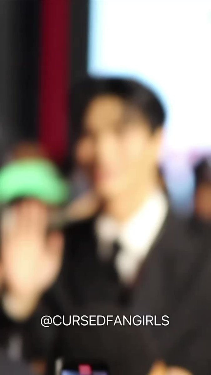 CursedFangirls★彡 on Twitter: "นี่คือทะเลาะกับกล้องใหญ่ตลอด ยังถ่ายได้ไม่ดีเท่าไหร่ ปรับค่านั่น ...