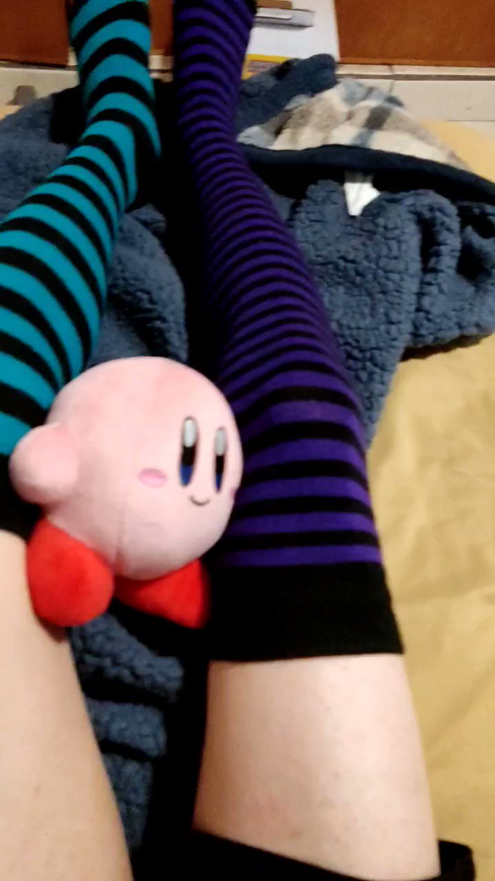 Rakuna on Twitter: "Squishy poyo #femboy https://t.co/1KUf9aNij0" / Twitter