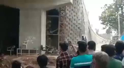 Kaustuv Ray on Twitter: "Gujarat's model.. The bridge collapsed before its inauguration ...