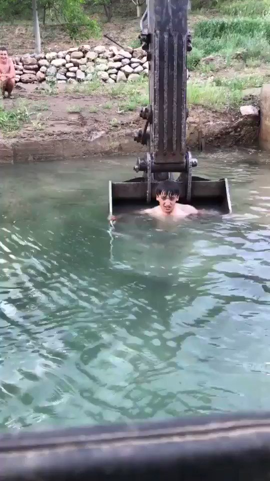 Anadolualbum on Twitter: "Hayat zengine değil, yaşamasını bilene güzel.. https://t.co/NHJYxZtKoE ...