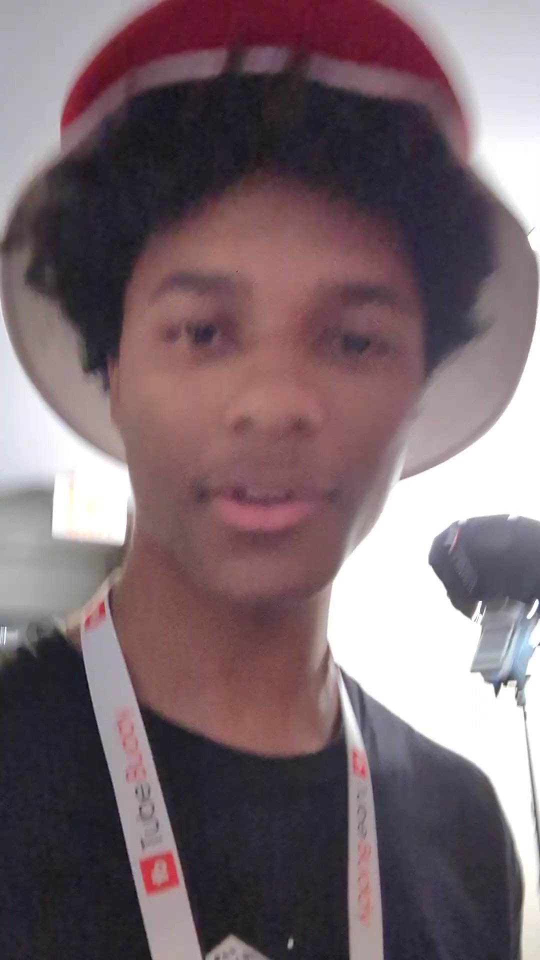 AyoDen on Twitter: AyoDen on Twitter: