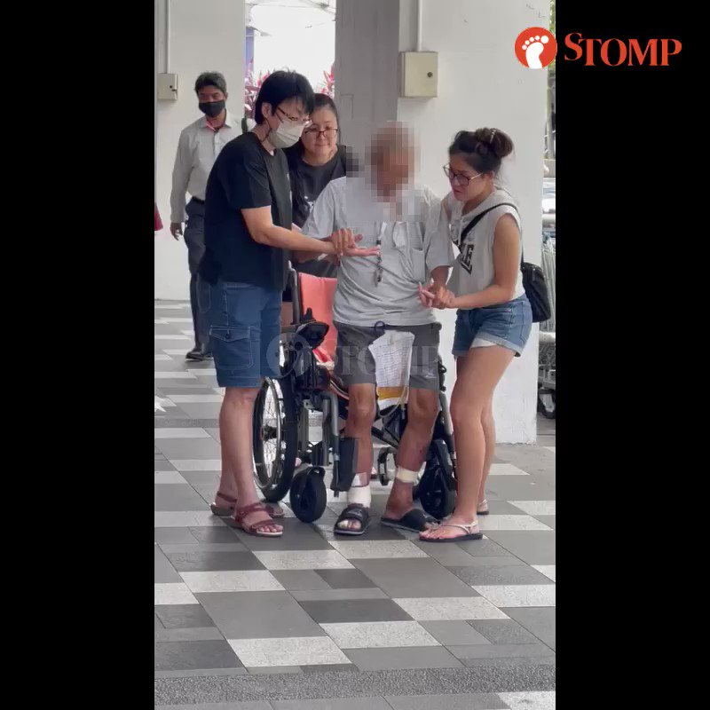 Stomp Singapore on Twitter: "Stomper: "The crying old man needed help, yet I could see only ...