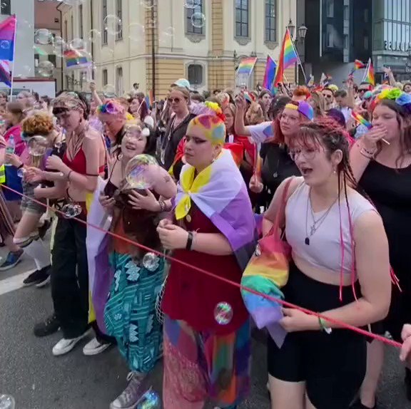 Myślozbir on Twitter: "Marsze #LGBT od dawna nie mają żadnego związku z gejami ani walką o ...