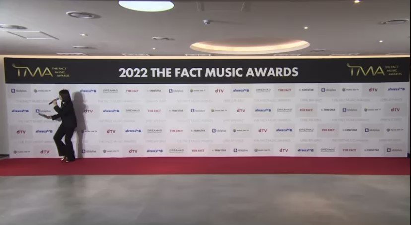 HELLO - TREASURE INA on Twitter: "#TREASURE at the red carpet of TMA 2022 😻 Visual after visual ...