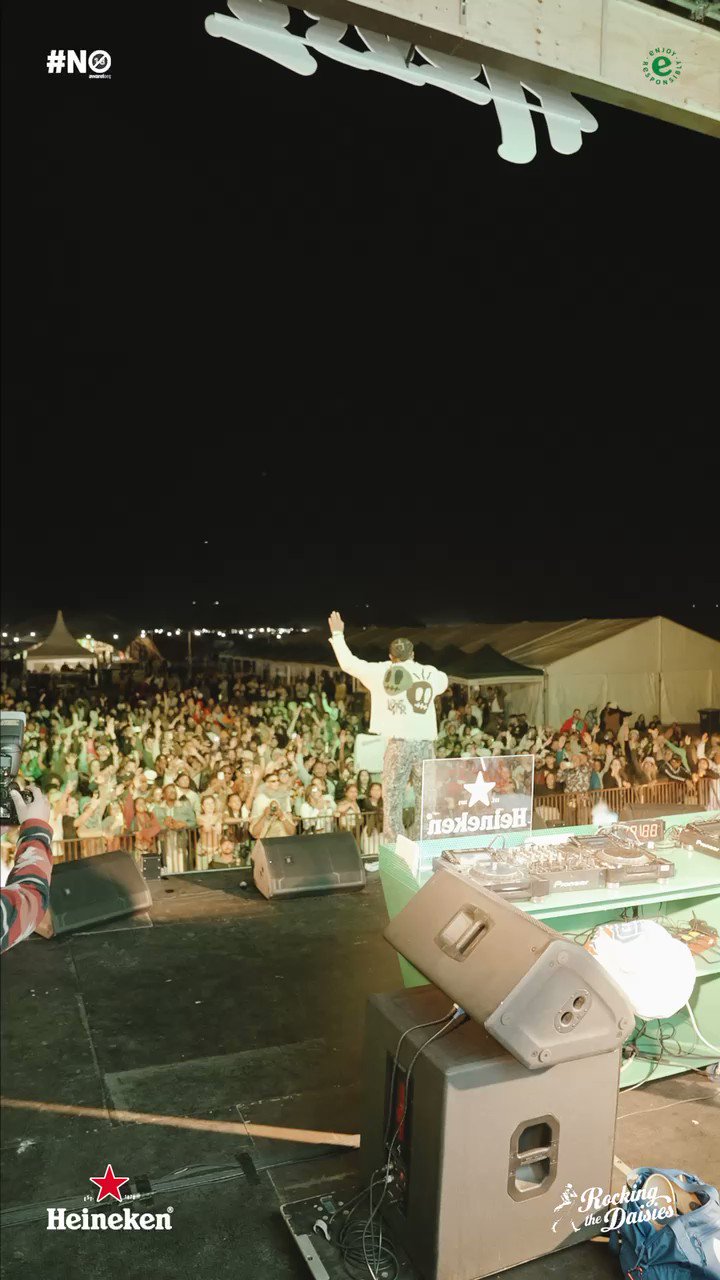 Cozz On Twitter La Nigga In South Africa Performing Words Very Small