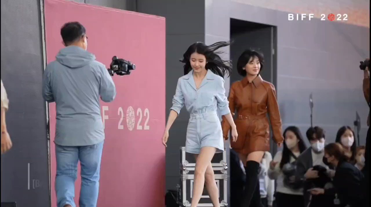 🍊 ️‍🩹 on Twitter: "The slow mo shot 💫👍🏻🧡💜 Actress Lee Jieun, BIFF day 4 https://t.co/22SzoQ6pdv ...