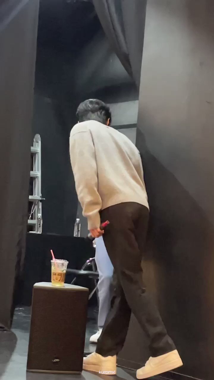 채리˟˚⁺₊⋆˚̩͙ On Twitter 시오니 앉아있으라고 의자 갖다주는 서호형아 다정함 유죄로 신고할게요😵 서호 시온 Kbbeujstbi