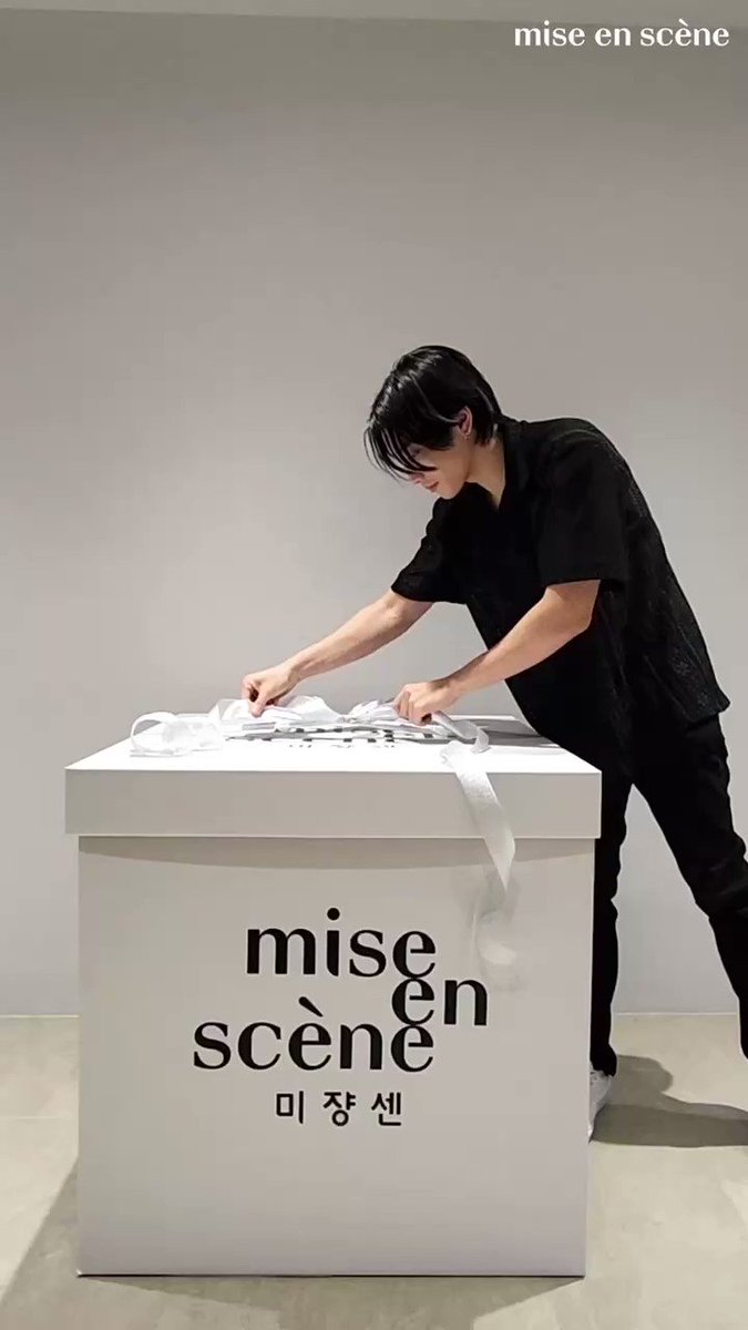 •Bibismaterialboy• on Twitter: "RT @miseensceneTH: mise en scène ขอ ...