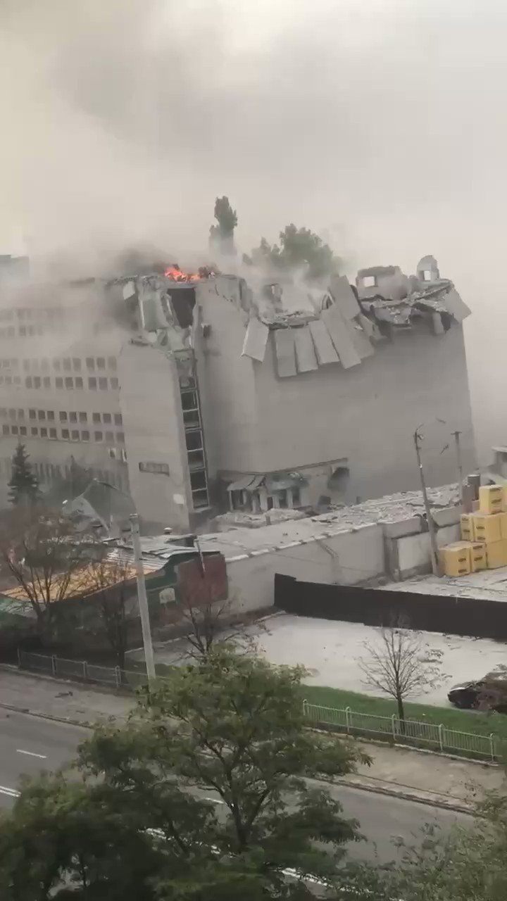 Terror Alarm on Twitter: "🚨🚨🚨🇺🇦Live update: Ukraine under attack. Explosions in #Dnieper. https ...