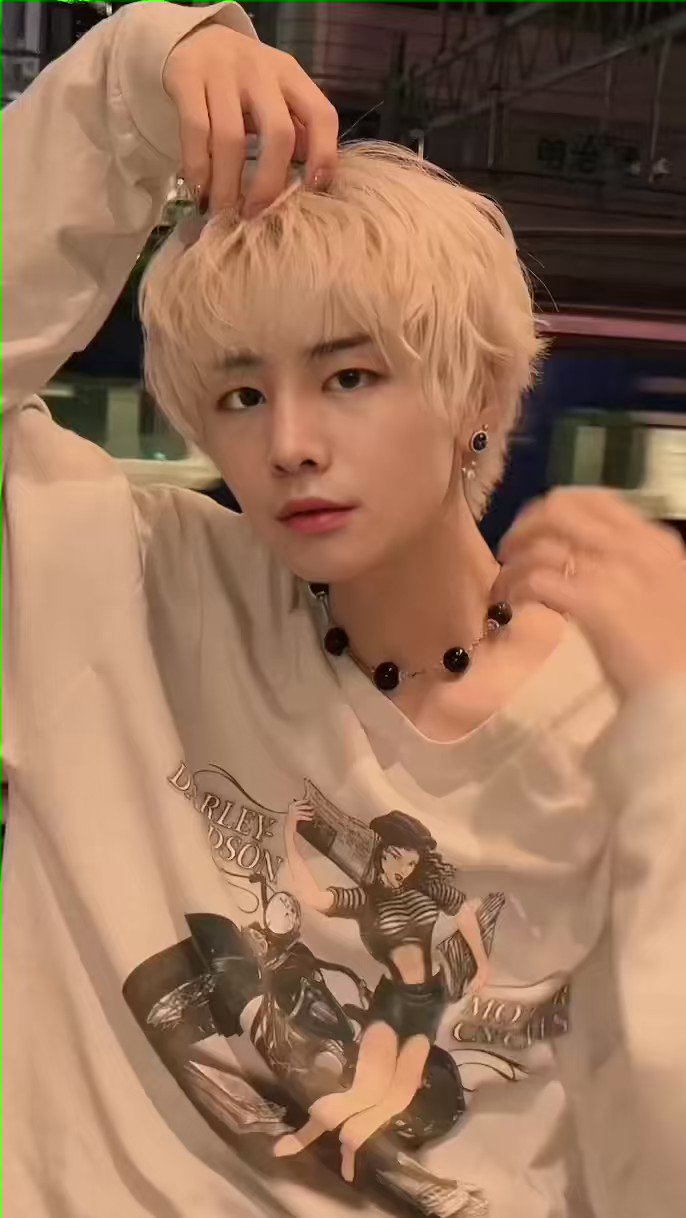 Mak On Twitter Yall My Irl Was Scrolling Through Tiktok And Sent