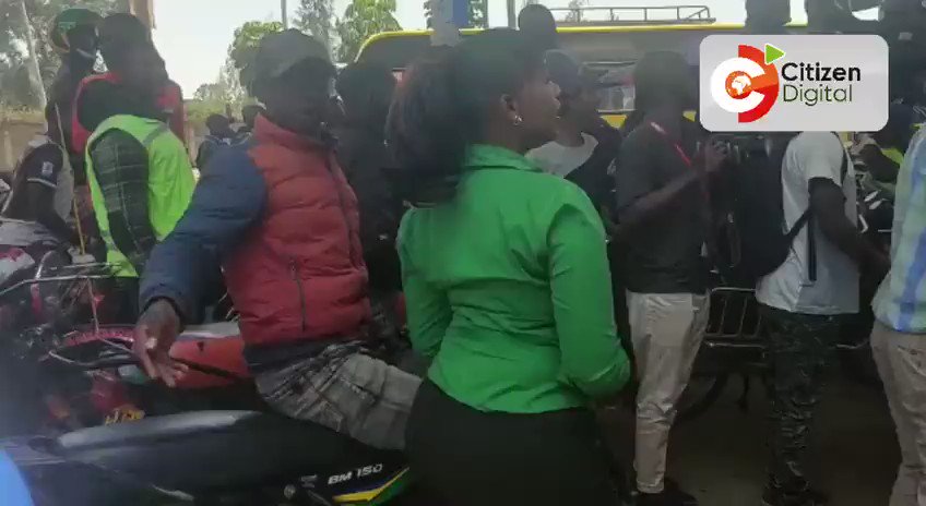 Hot 96 FM Kenya on Twitter: "Azimio leader Raila Odinga gives Ksh. 20,000 to boda boda riders at ...