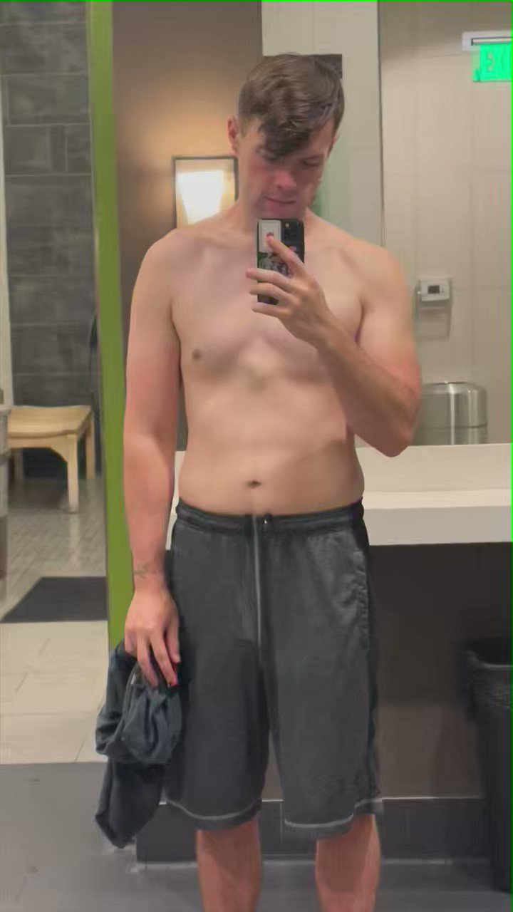 Kaden Willoughby On Twitter When You Realize You Can Bounce Your Chest