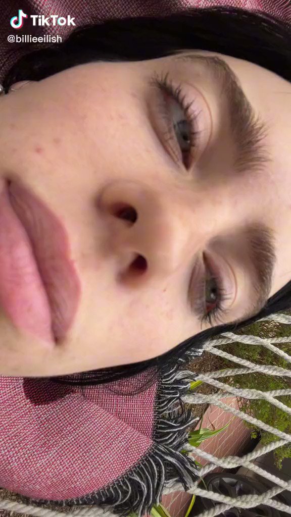 Billie Eilish Brasil On Twitter Billie Eilish Via Tiktok