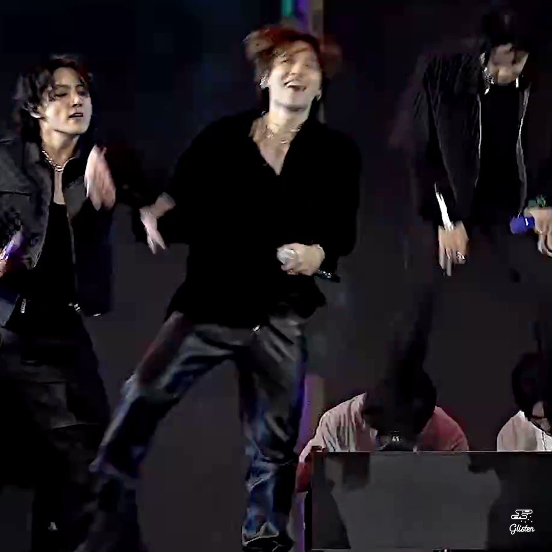 GLISTEN on Twitter: "💯 #지민 #JIMIN @BTS_twt https://t.co/6kTRlOsF15" / Twitter