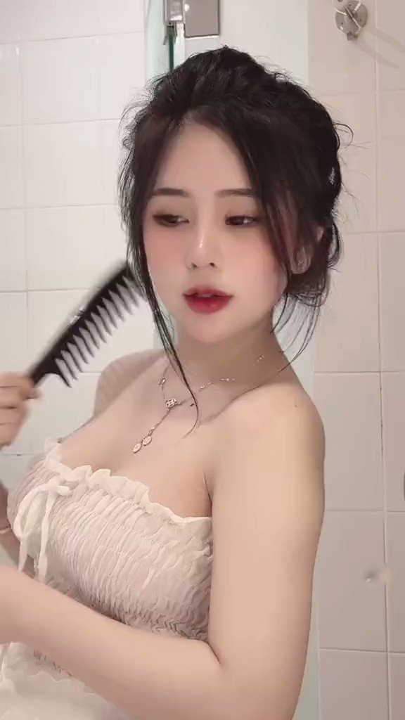 晴晴 (@hsdd8866) / Twitter