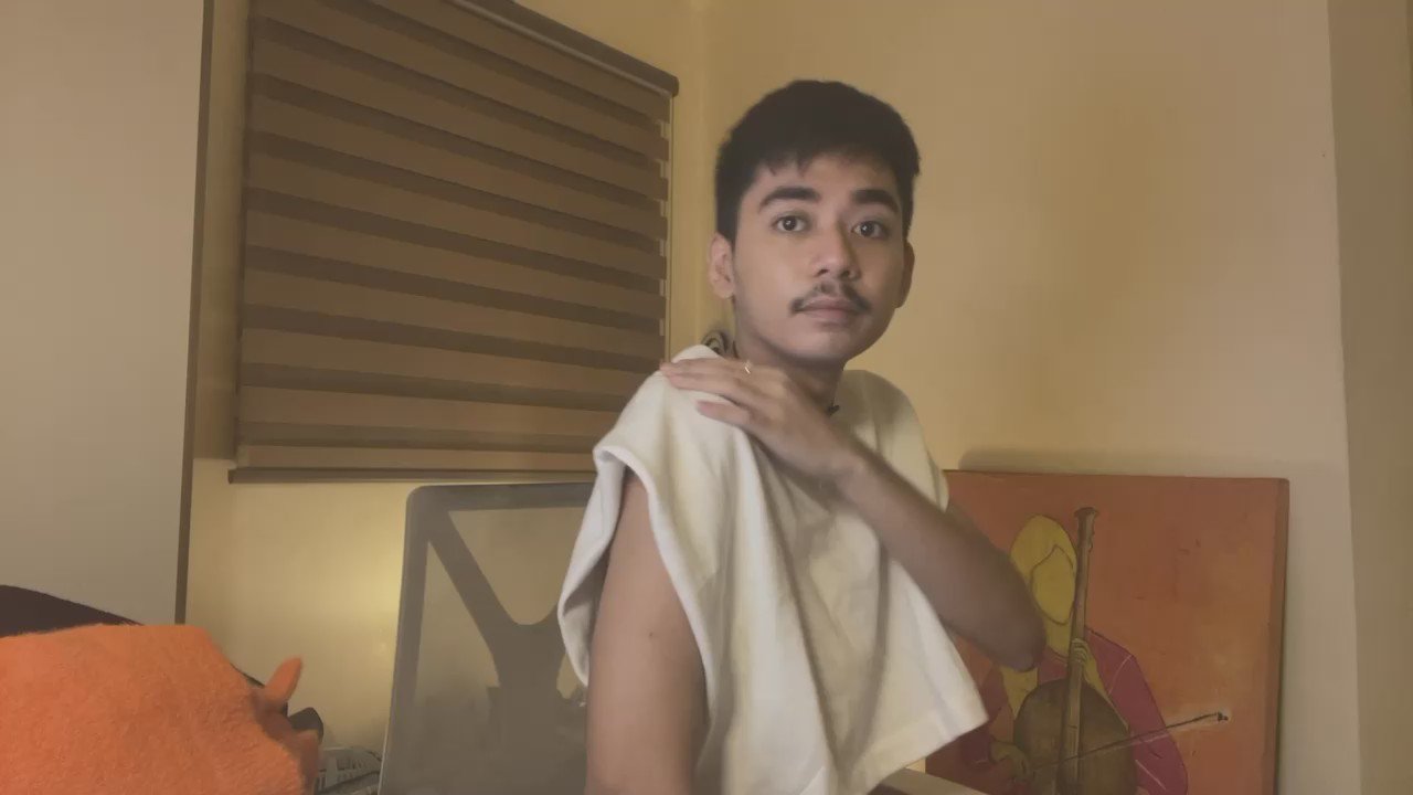 Miggy on Twitter: "try on haul but slut https://t.co/EOk4ODoEQo" / Twitter