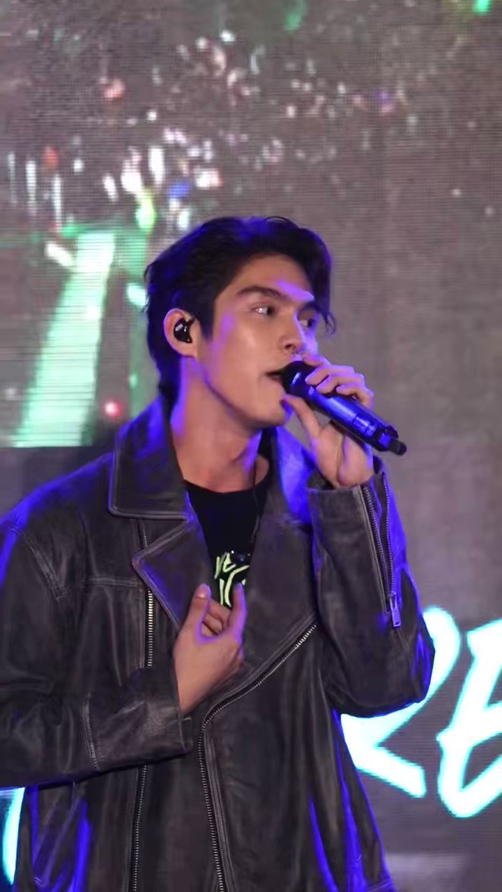 karn_nattakarn (@KarnBrightWin) / Twitter