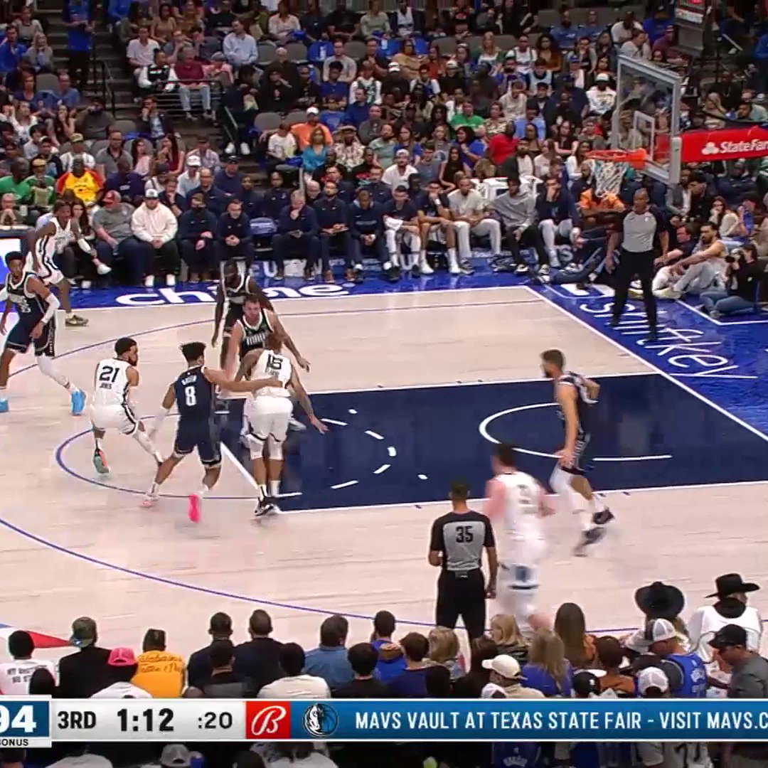 Lord Rama on Twitter: "RT @NBA: LUKA MAGIC IS SHOWING OUT 🪄 This wrap-around dribble in ...