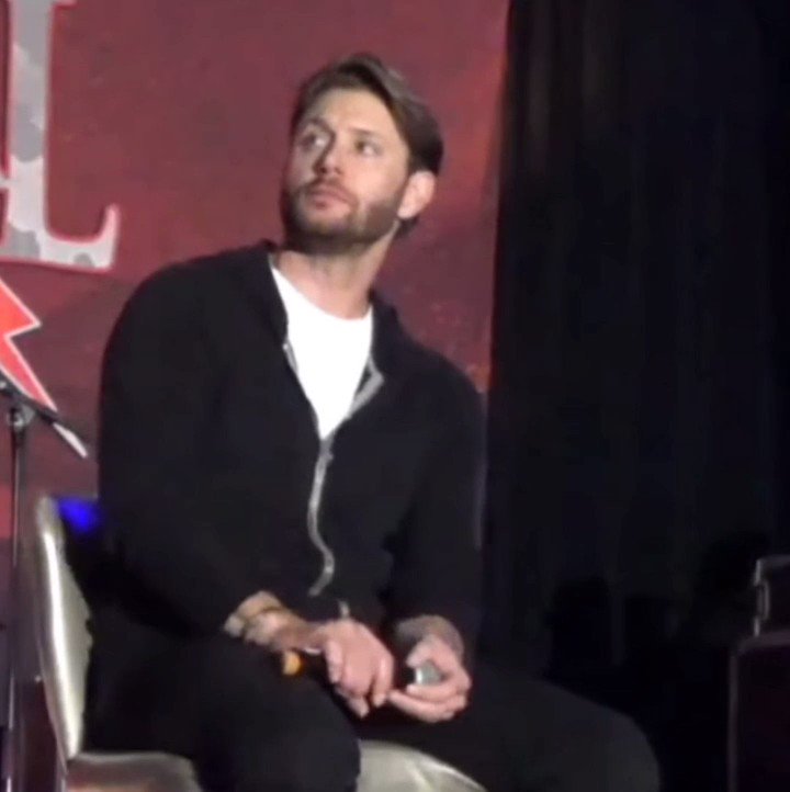 🐚 Cockles Updates 🐚 On Twitter When Misha Said His Midsection Was Hot Pink And Jensens Face
