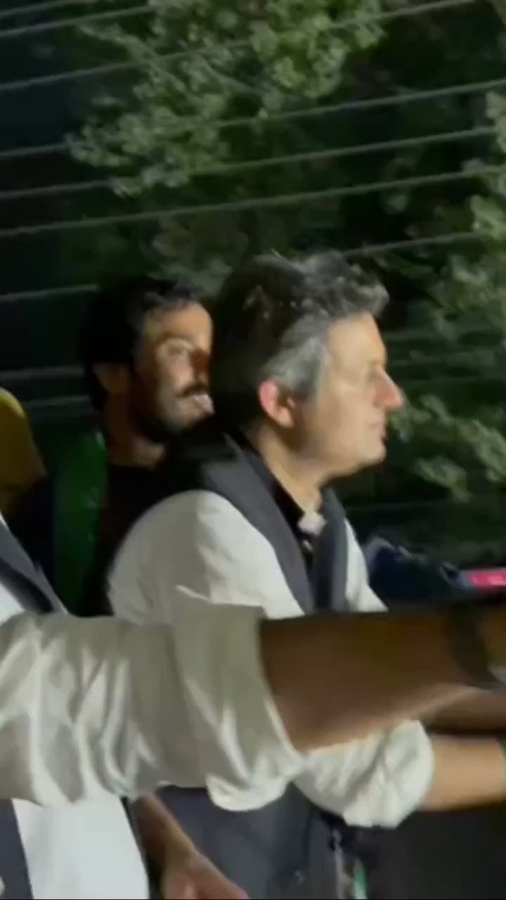 Ihtisham Ul Haq on Twitter: "Khan’s loving it too. https://t.co/FI8duKiill" / Twitter