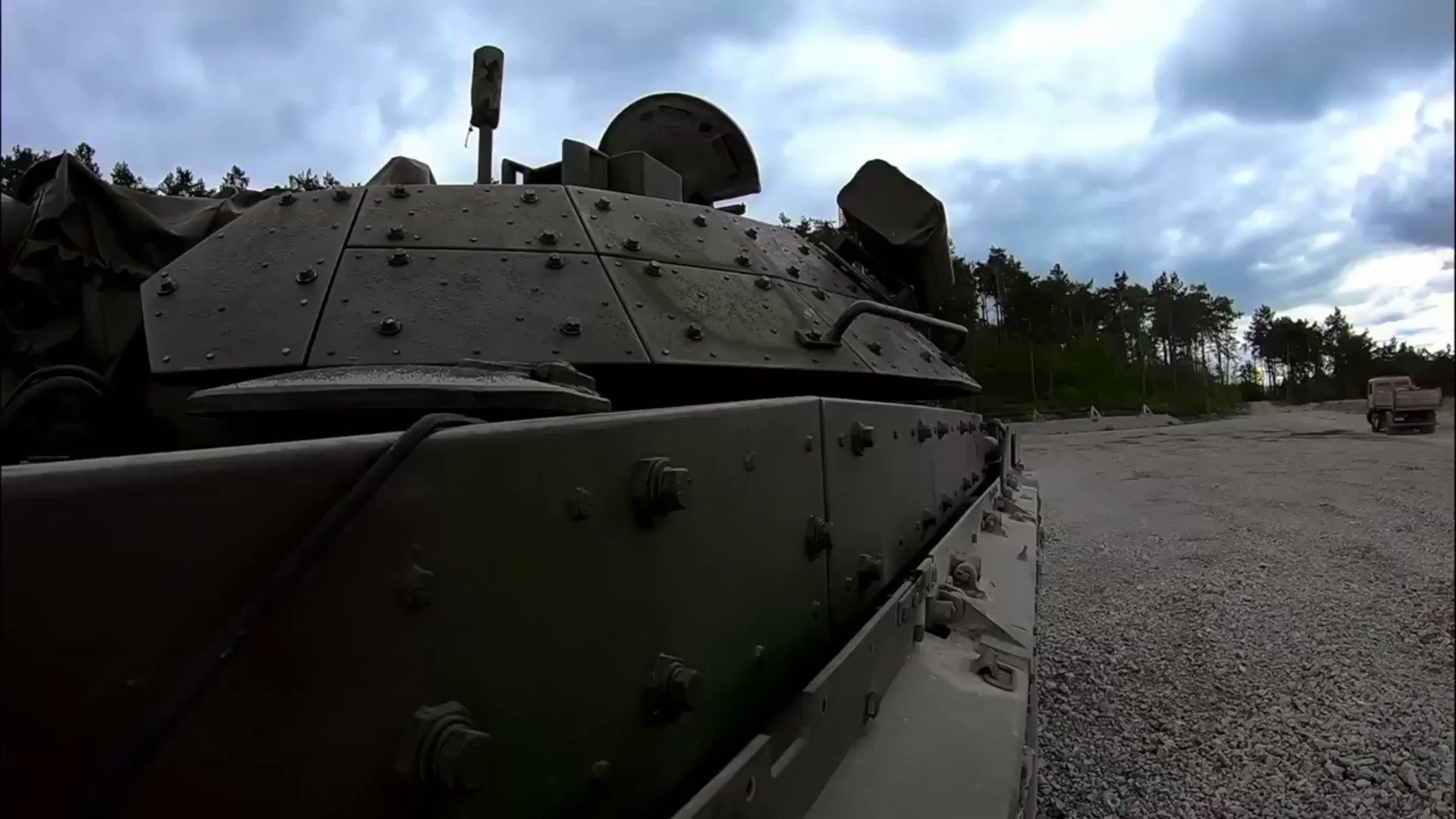 MAKS 22🇺🇦 on Twitter: "28 Slovenian M-55S tanks were successfully transferred to #Ukraine 🇺🇦 ...