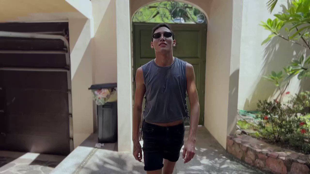 Max Konnor On Twitter Whos Ready Maxkonnorxxx Presents Hola
