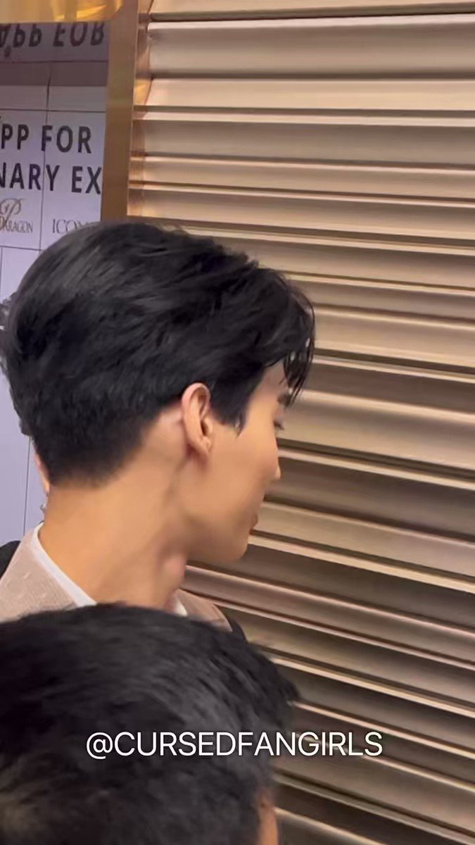 CursedFangirls★彡 on Twitter: "F: พี่วินสู้ๆนะคะ W: ขอบคุณมากคับ //My gentle boy~🥰 #winmetawin"