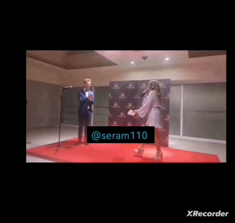 angeles fernandez on Twitter: "RT @Seram110: 🌟Presentación de Rocío Flores en los "Golden Nail ...