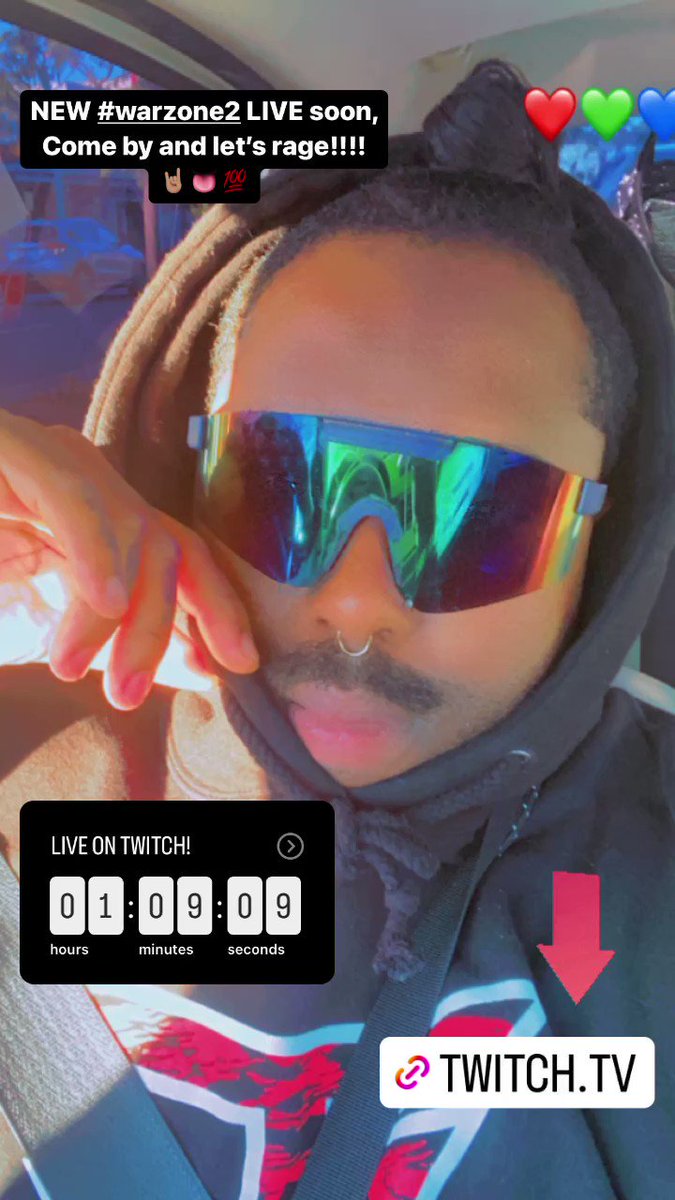 Streamer Wall on Twitter: "RT @labeastboy: 8PM LIVE WITH THE NEW WARZONE!!!! Come hangout and ...