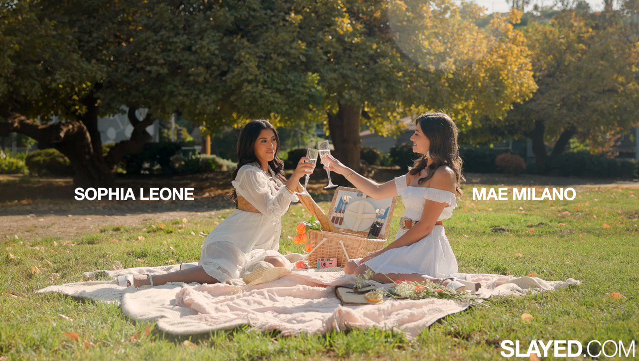 Vixen.MG FC (12.3K) on Twitter: "SLAYED Scene Name — "Spray" Official Trailer. Lesbians — Sophia ...