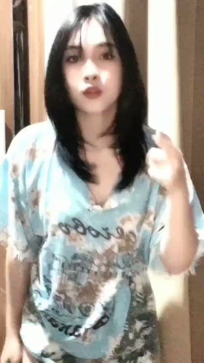 bidinnnn on Twitter: "RT @Undrcvr_JKT48: 💙 slowmo bunbun"