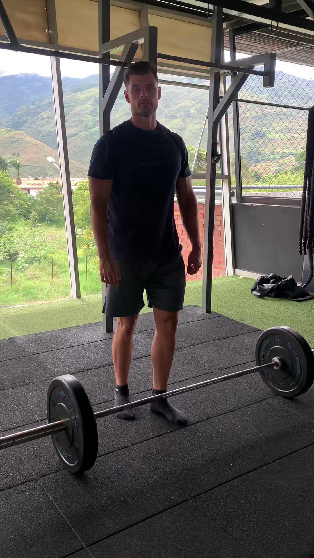 Francis Melia on Twitter: "Fix your Romanian Deadlift ⬇️ https://t.co ...