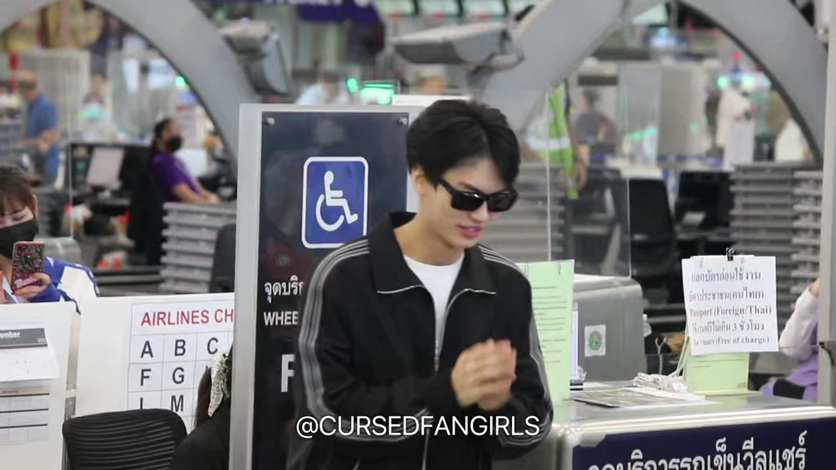 CursedFangirls★彡 on Twitter: "ช่วงเวลาอะไรแบบนี้สำหรับศิลปินกับแฟนคลับมันคือการ give and take ...