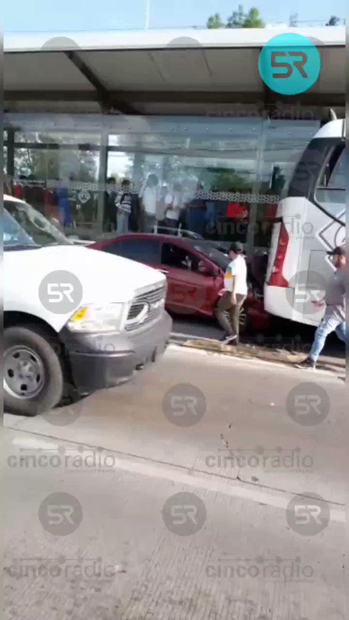 Cinco Radio Oficial On Twitter 馃摙 Laredcincoradio Reporta Fuerte