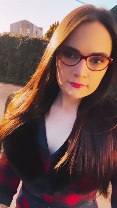Tw Pornstars Laura Badler π³οΈββ§οΈ π» Videos From Twitter Page 2