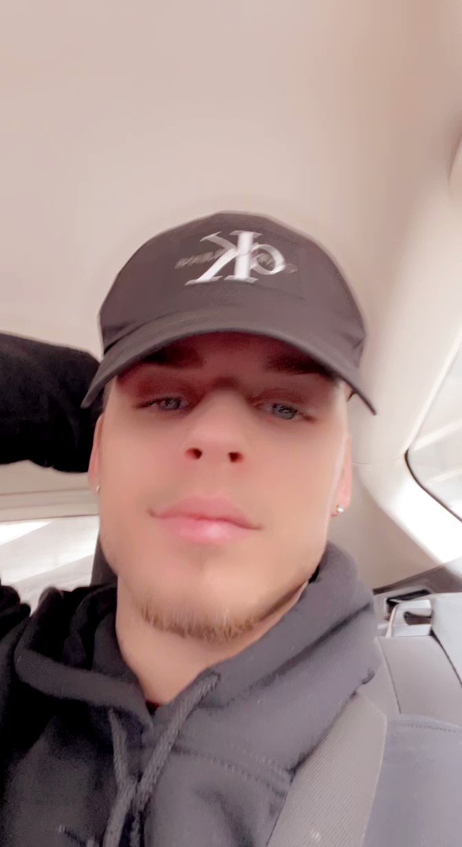 𝐁𝐫𝐞𝐧𝐧𝐚𝐧 (𝐎𝐮𝐭𝐜𝐥𝐚𝐰) on Twitter: 𝐁𝐫𝐞𝐧𝐧𝐚𝐧 (𝐎𝐮𝐭𝐜𝐥𝐚𝐰) on Twitter:
