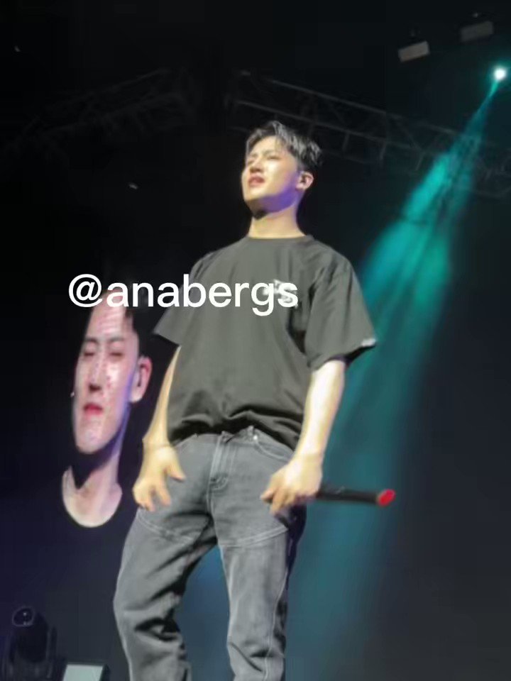 JAY B | Jaebeom¨ on Twitter: "JAY B in Brazil 🥵🤭 #JAYB #제이비 @jaybnow_hr"