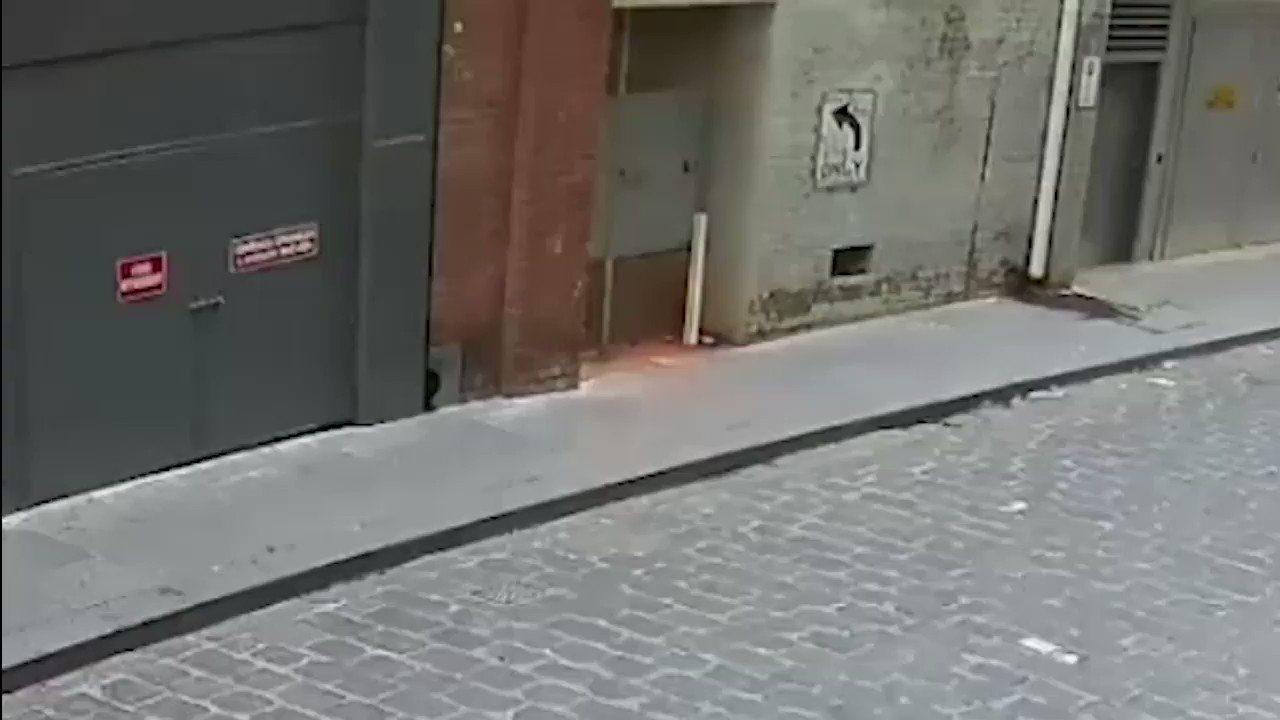 9News Melbourne on Twitter: "A man is suspected to have sparked an explosion in Melbourne's CBD ...